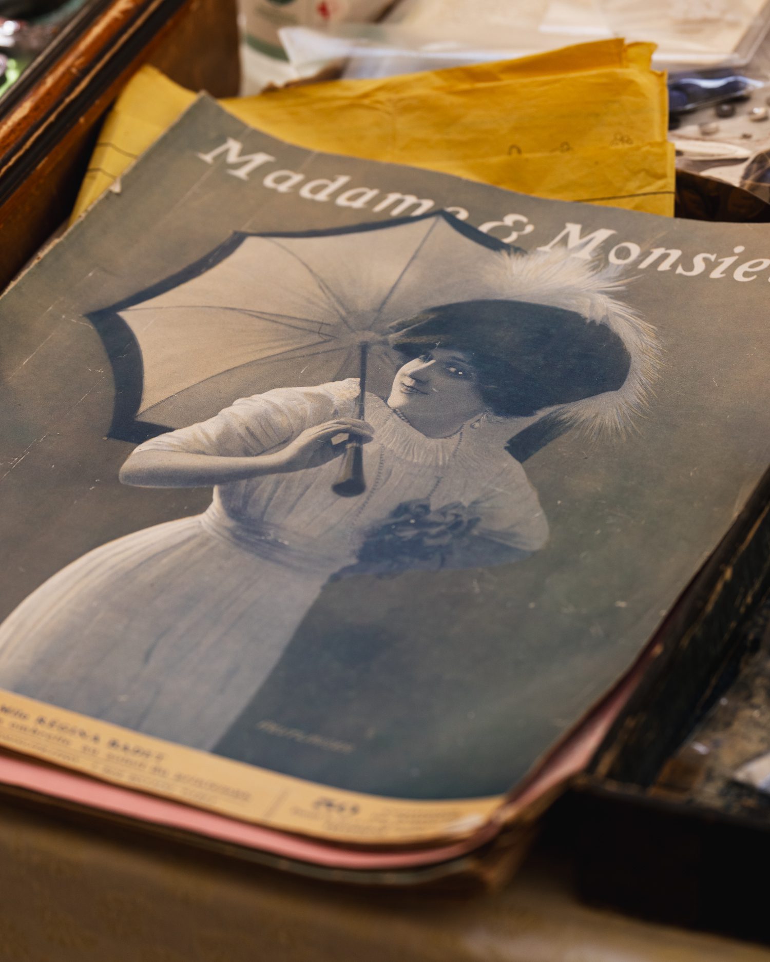 Riviste per signore. Una moda secolare. - Fiera Antiquaria di Arezzo